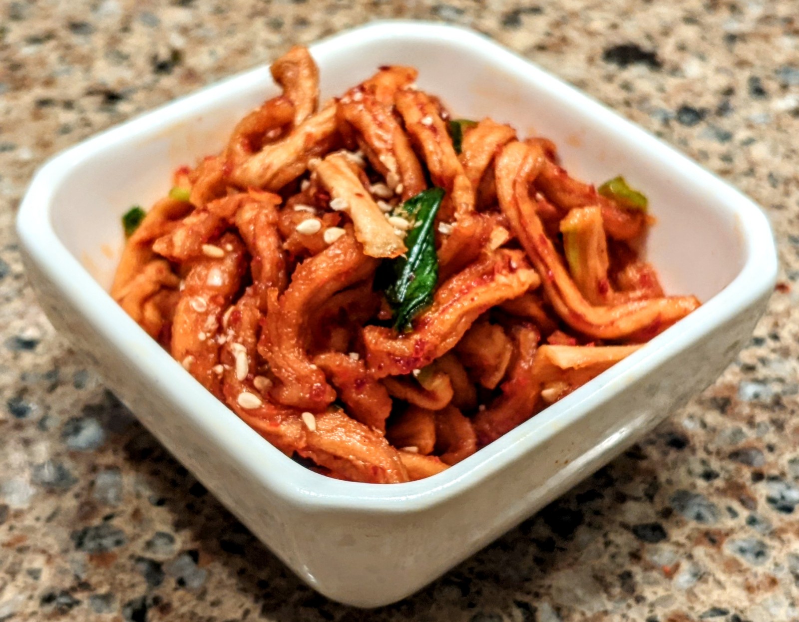 How to Make Seasoned Dried Radish (Mumallaengi-Muchim) - Insane in the ...